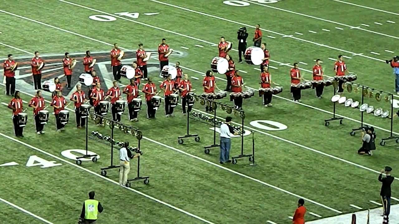 Falcons marching band - YouTube