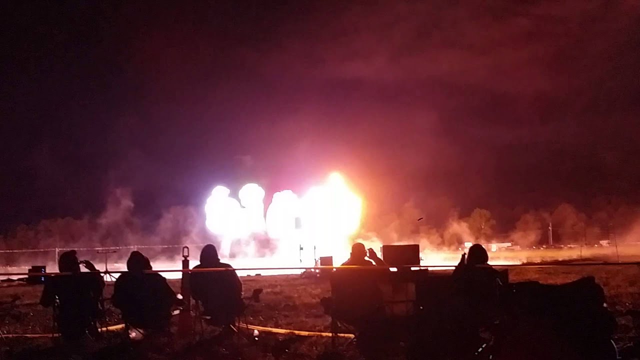 2014 Pyromania (Eureka, MO) - Rainbow Fireball - YouTube