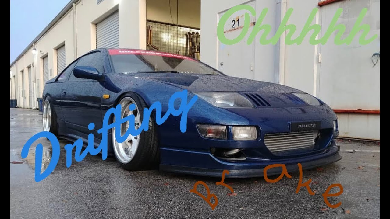 Z32 Brakes While Drifting Near Curb - YouTube