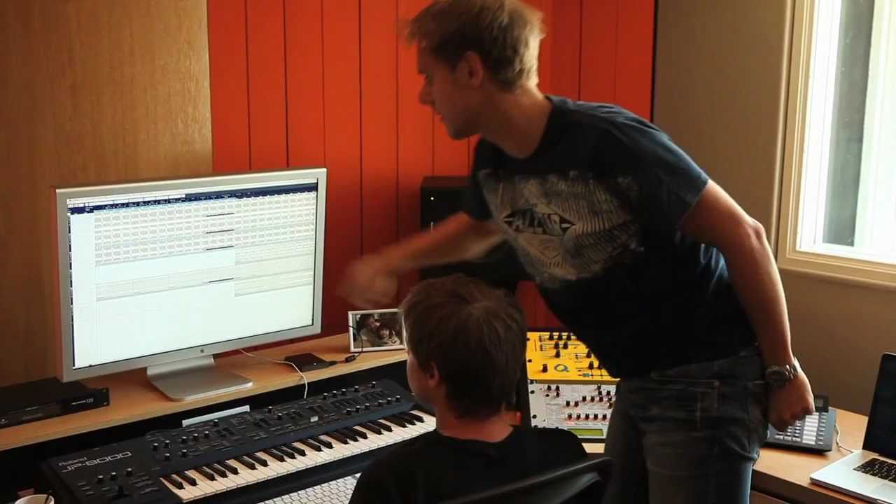 Ferry Corsten WKNDR Episode 2: Ferry & Armin in the studio! - YouTube