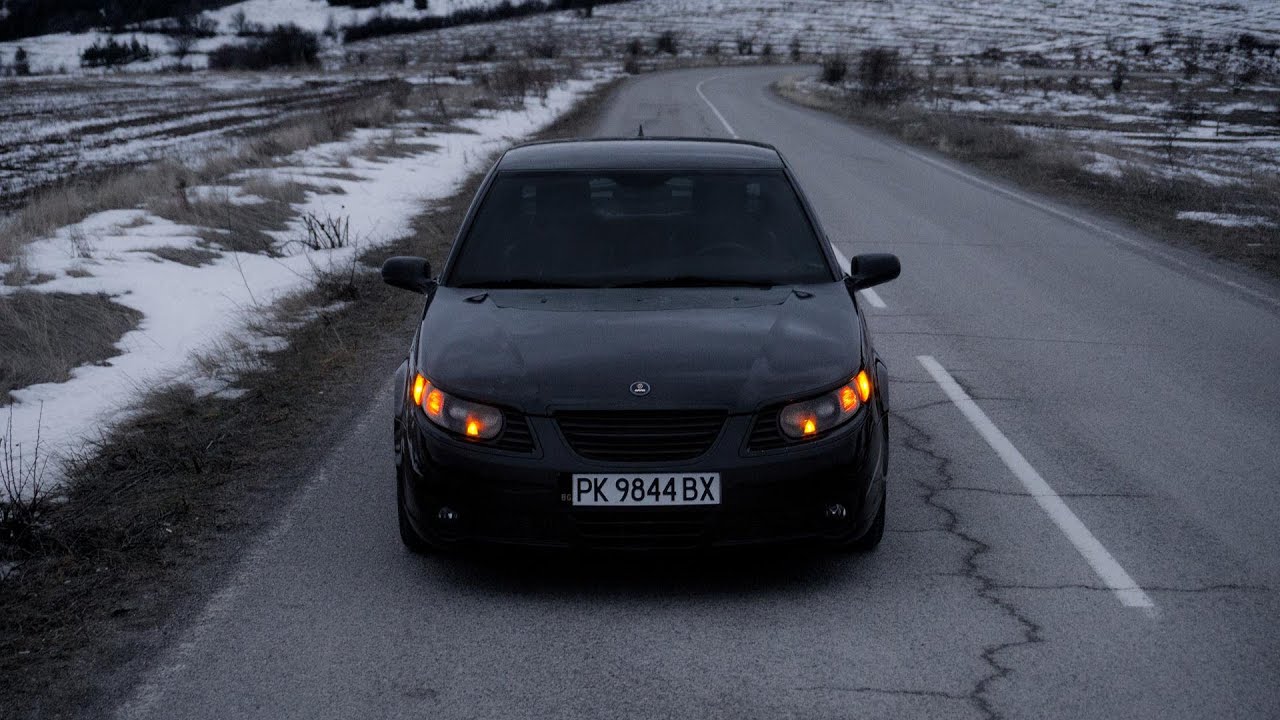 Black jet Saab 9-5 cinematic run - YouTube