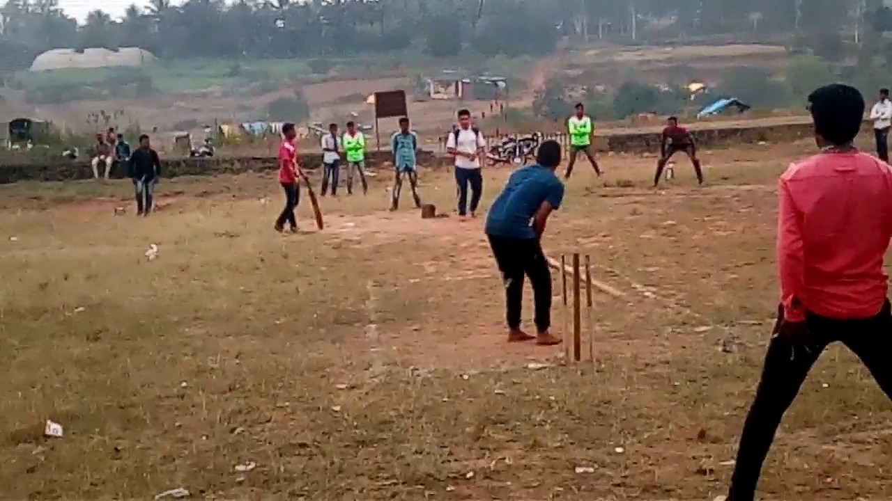 NeSari sTud Players - YouTube