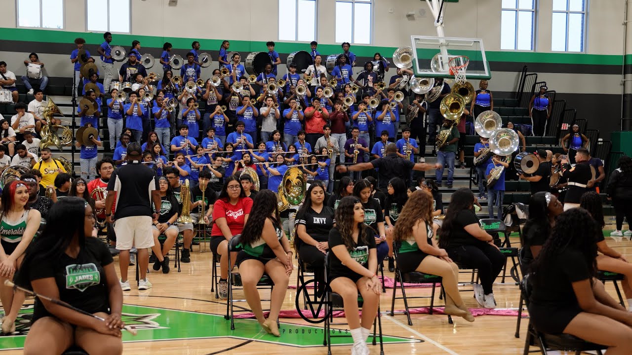 Willowridge High School "Mighty Eagle" Marching Band 2023 Performance ...