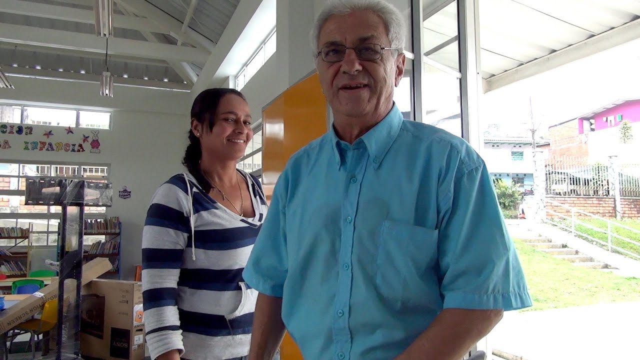 Laureano Gómez no falla en la biblioteca de Anorí. - YouTube