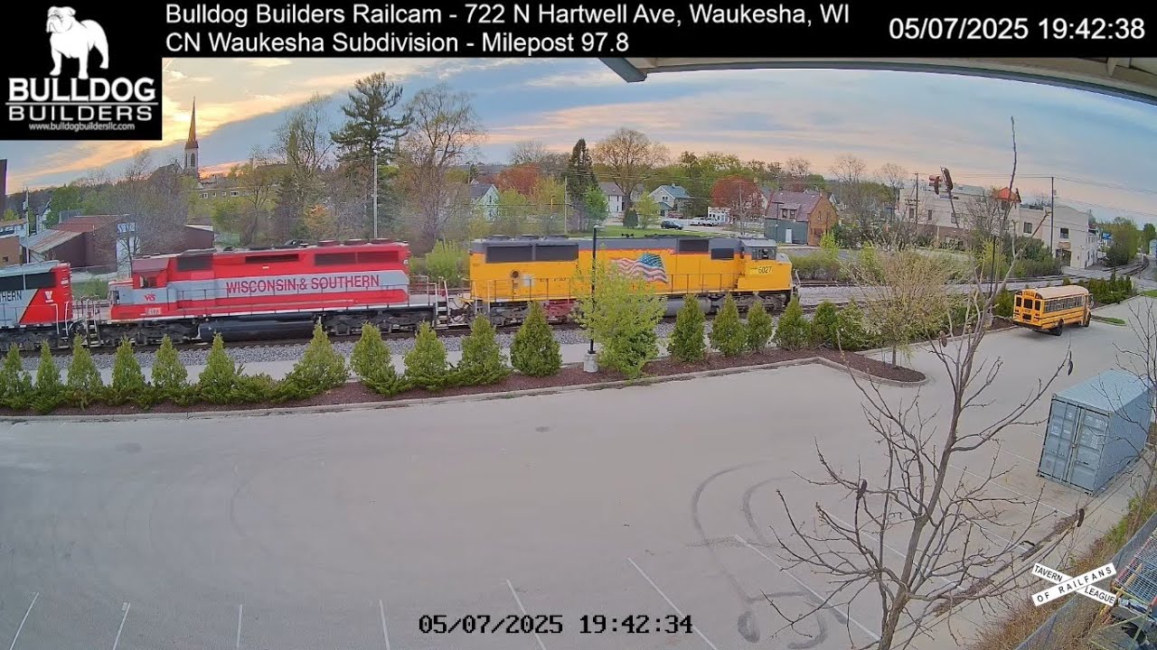 05/07/2025 - 1942 - Bulldog Builders Railcam - WSOR T3 WAMX6027 - YouTube
