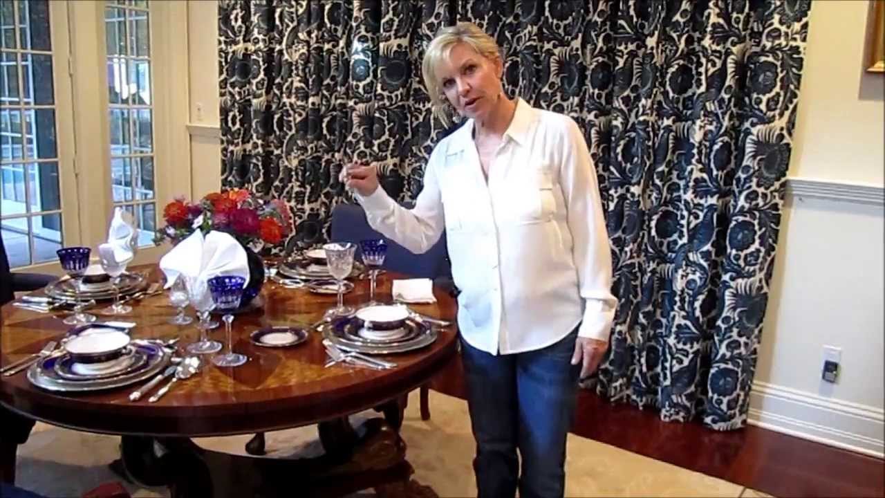 How to set a fancy table - YouTube