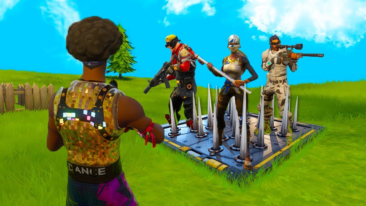 SPIKE TRAPPING THE LAST PLAYER ALIVE! (Fortnite Battle Royale) - YouTube