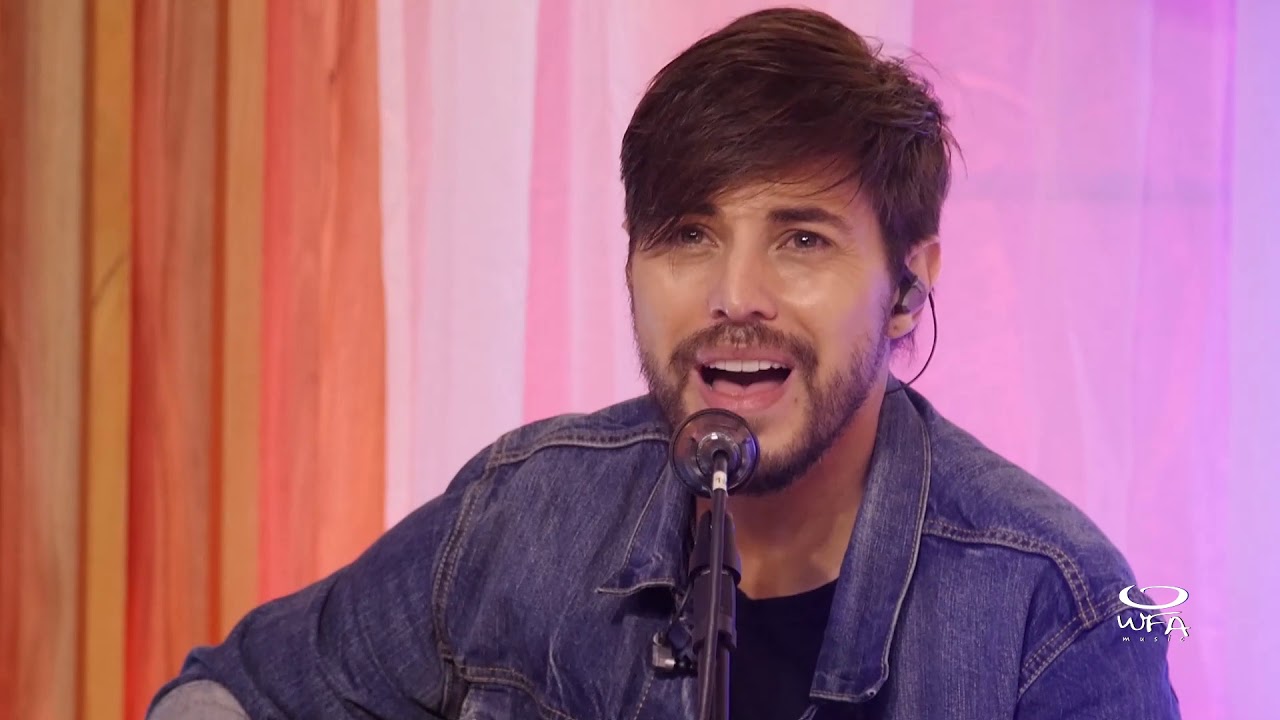 Mathes Rocha canta "One Of You" Br'Oz - YouTube