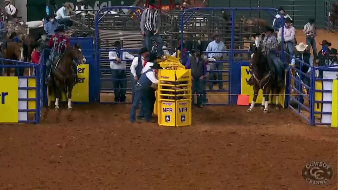 Charly Crawford and Logan Medlin win Round 7 at the WNFR 2020 - YouTube