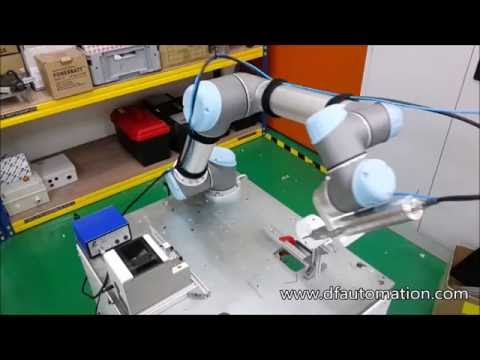 Flexible 6DOF Automatic Screwing - YouTube