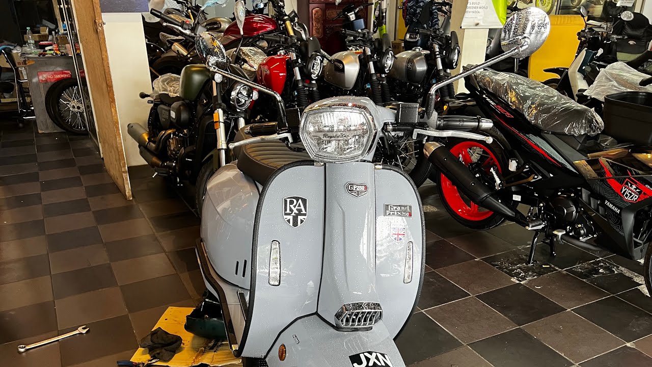 Taking My Royal Alloy GP250 for Its First Service: 500km - YouTube