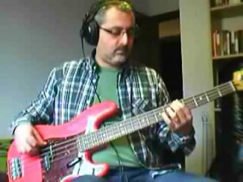 The Jam bass cover To be someone - YouTube