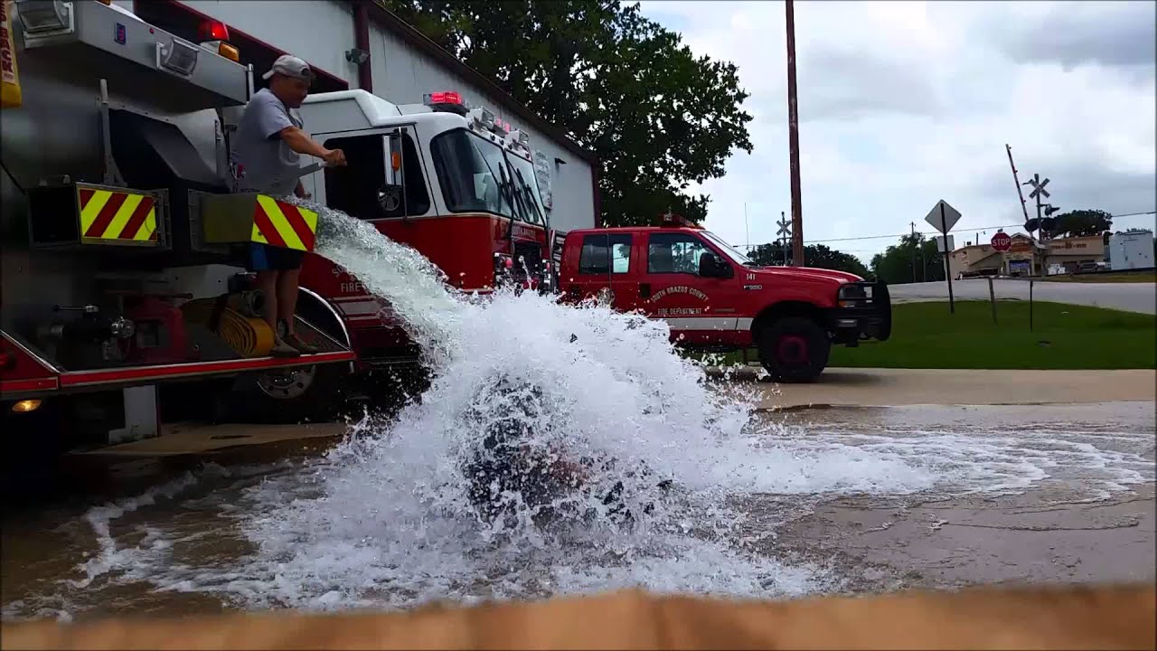 Firefighter Cold Water Challenge 2014 - YouTube