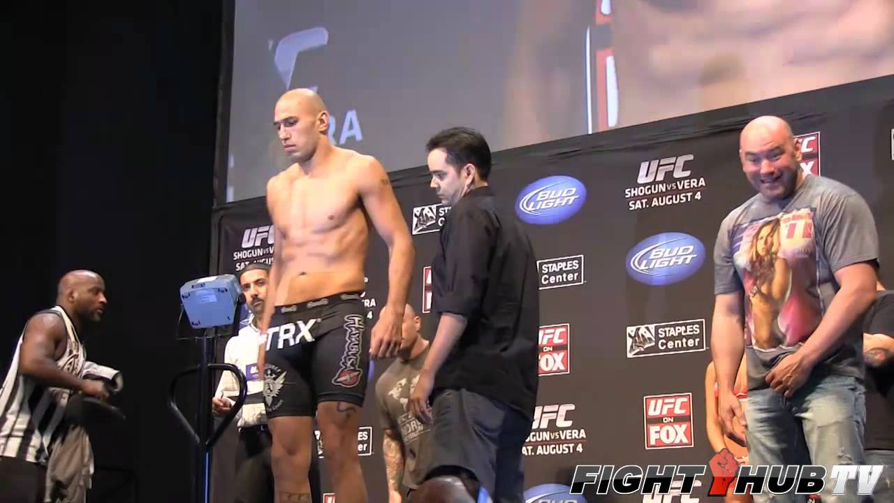 Mauricio "Shogun" Rua vs. Brandon Vera Full weigh in (HD) - YouTube