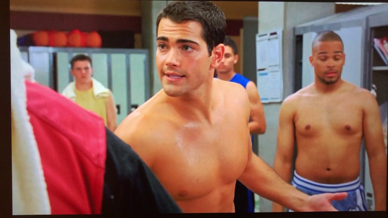 John Tucker Locker Room Scene - YouTube
