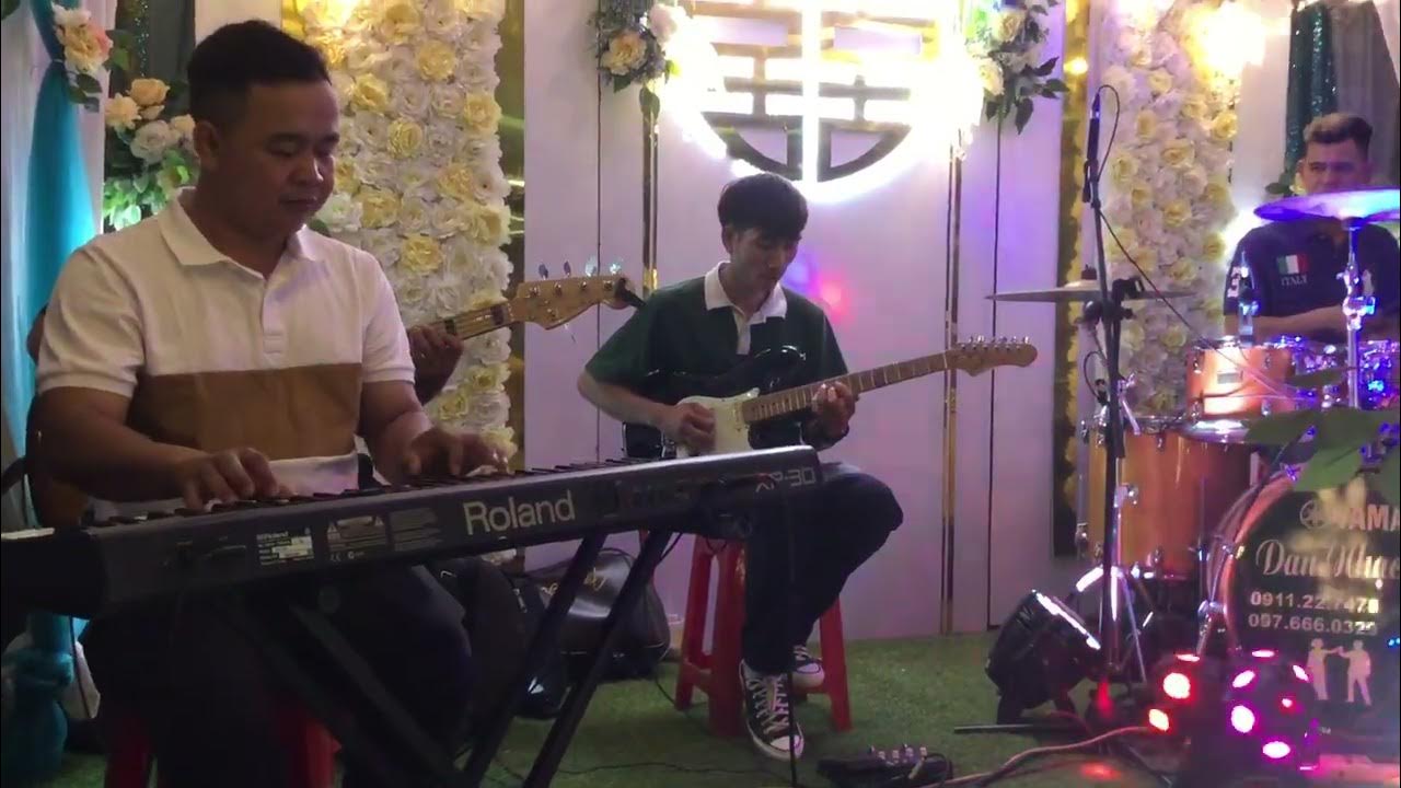 Hoà tấu-quá khứ còn lại gì-nhạc đám cưới-band SoLLa 0911227478 - YouTube