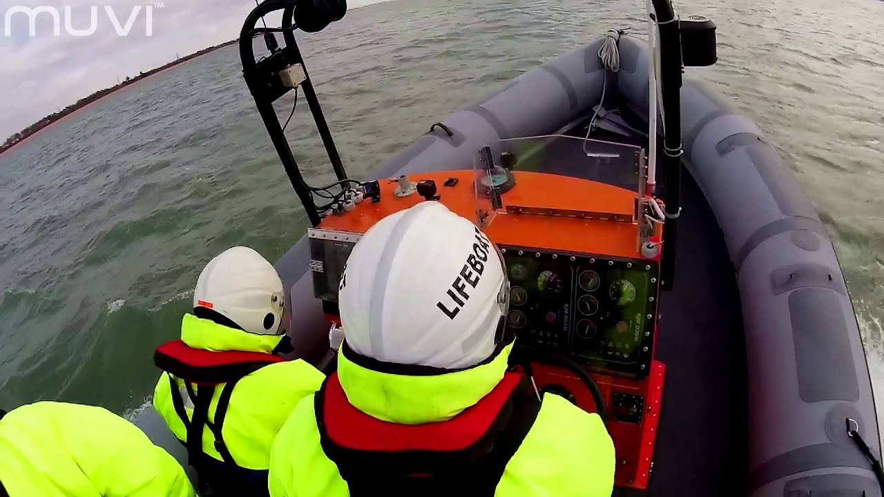 Veho MUVI K-Series - On Patrol with Hamble Lifeboats - YouTube