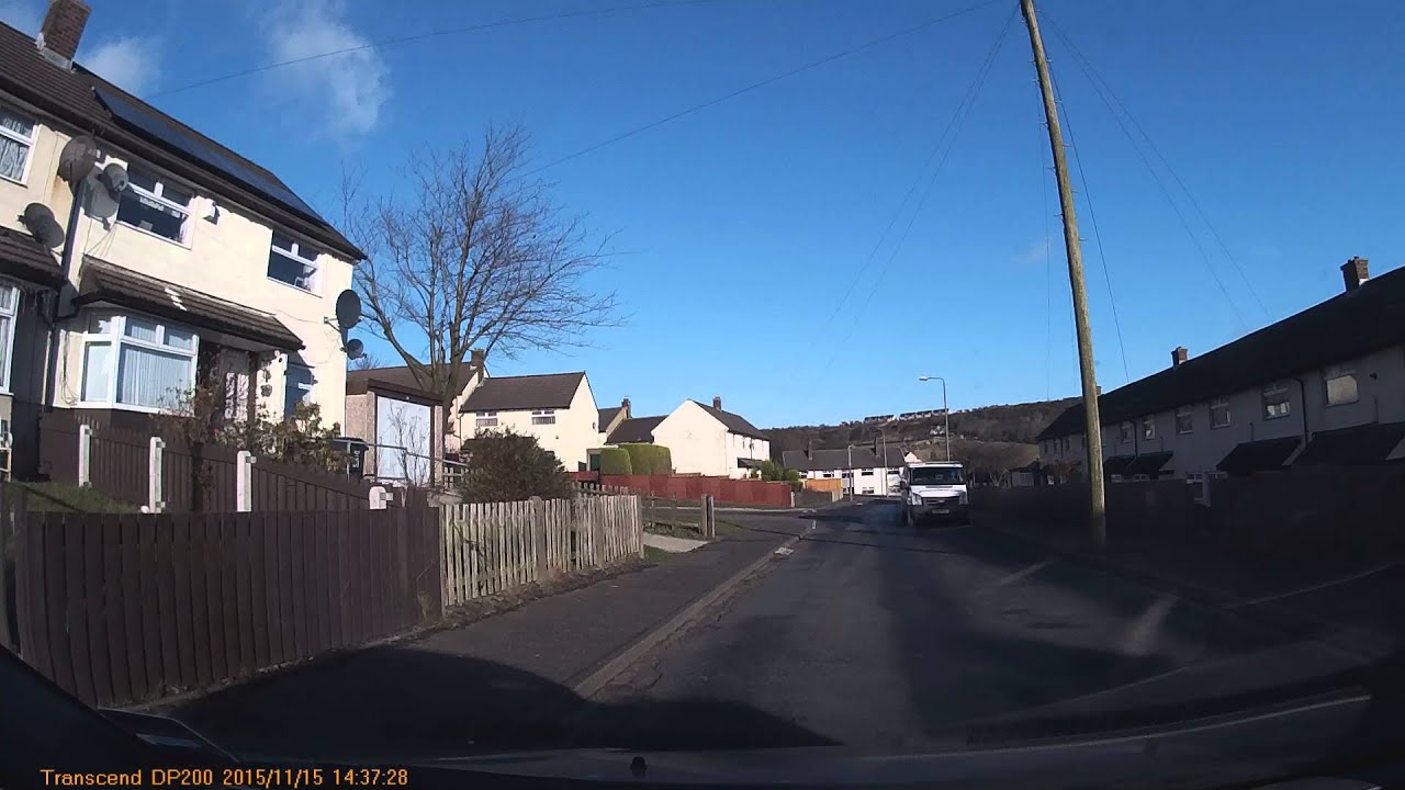 Mixenden carrying on Stanningley Rd Friday 15th Jan 2016 - YouTube