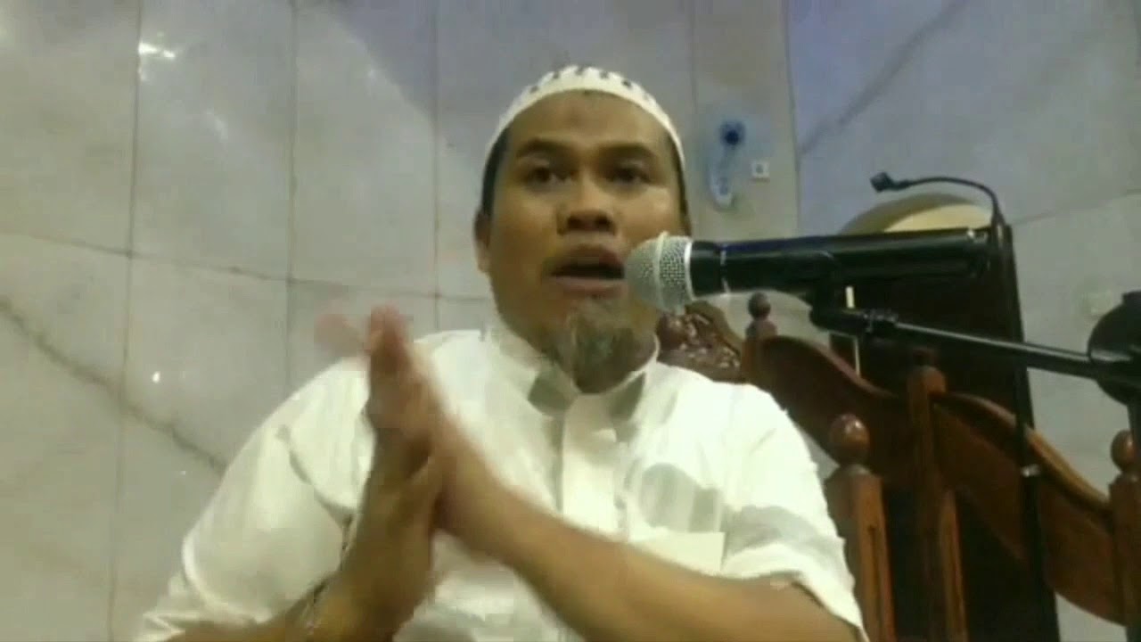 IMAM DUDUK TASYAHUD AKHIR, MAKMUM MASBUK IFTIRASH ATAU TAWARRUK? - YouTube