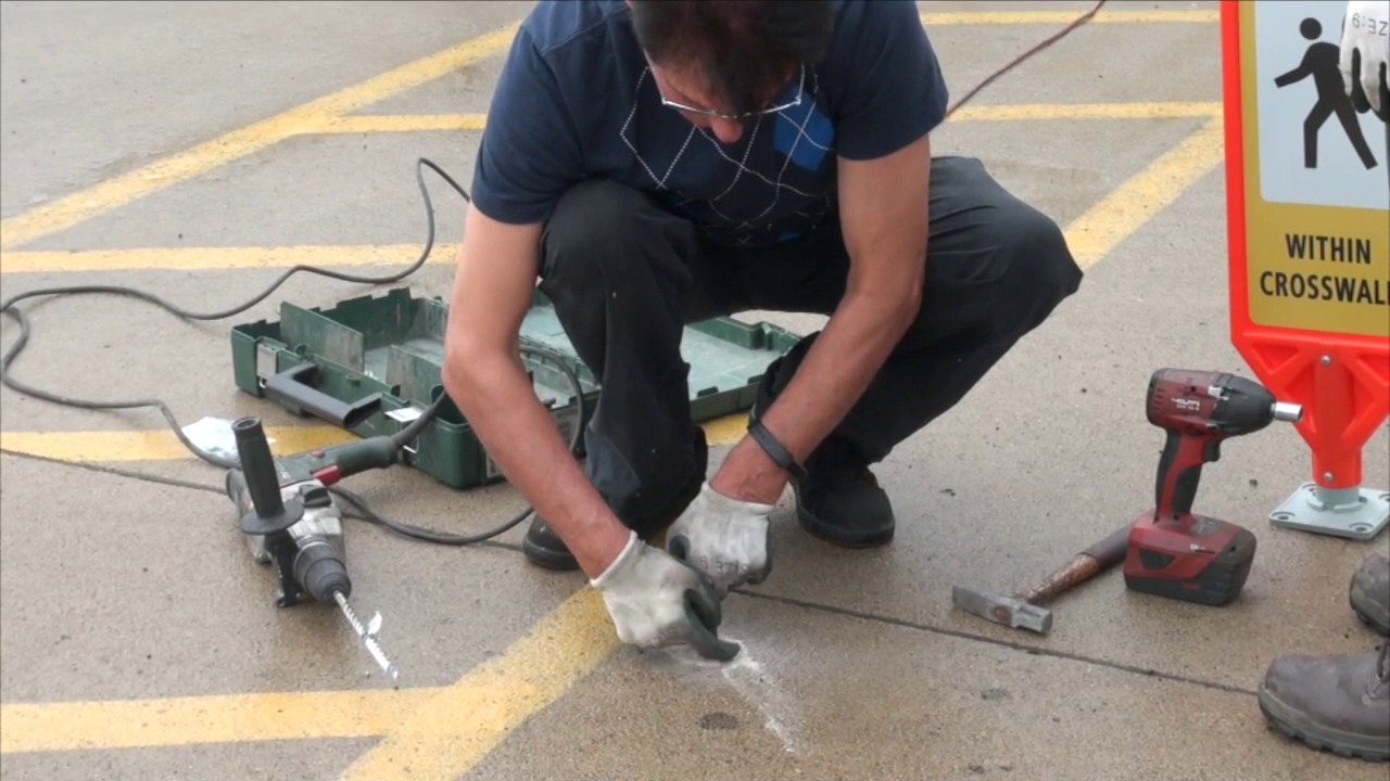 Flexible Channelizer Installation - YouTube