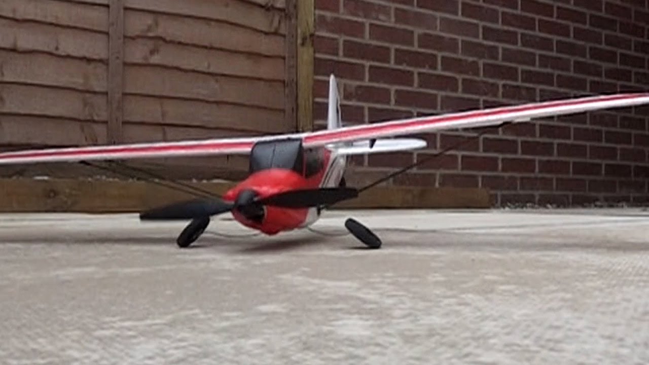 RC Plane Super Cub Slo-mo Landings (hand-dropped) - YouTube