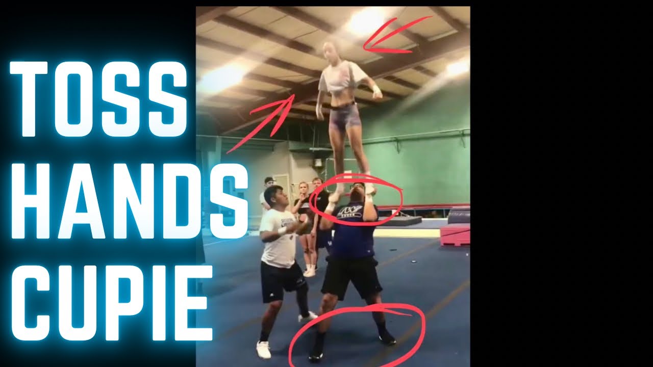 One arm cheerleading stunts! - YouTube