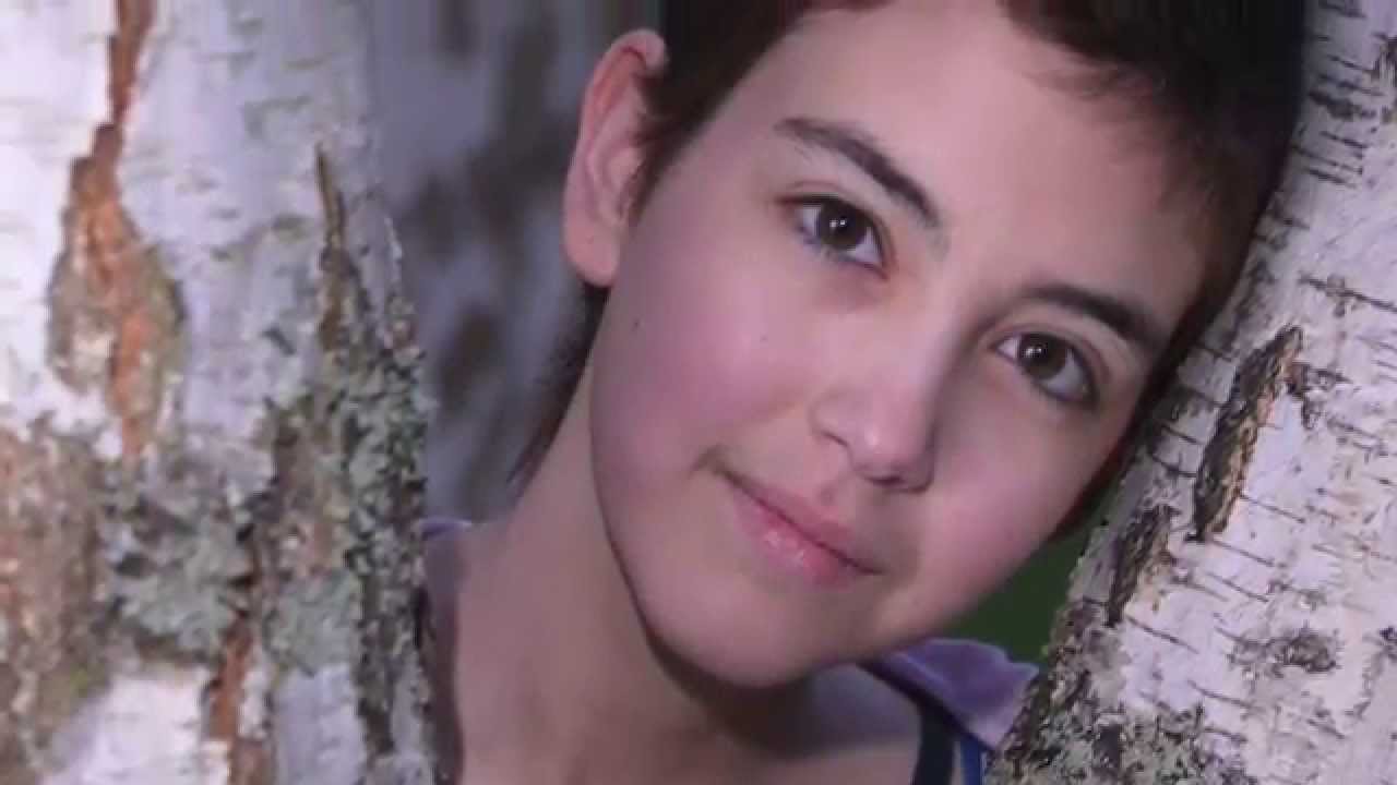 The Amazing Katie Elliott - YouTube