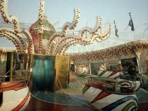 The Holiday Bounce Carnival Ride ( History ) Extended Version - YouTube