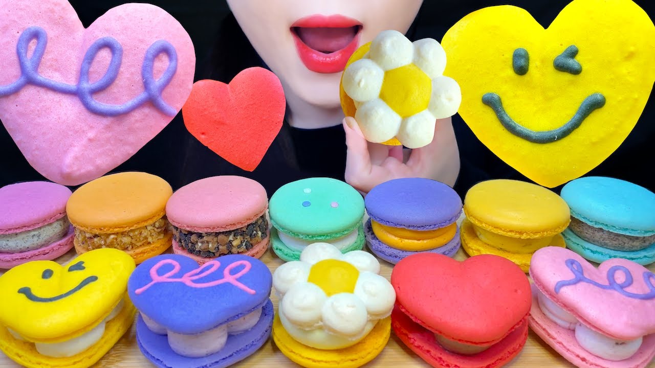 ASMR RAINBOW MACARON EATING SOUNDS MUKBANG, 알록달록 무지개 마카롱 먹방🌈💖 - YouTube