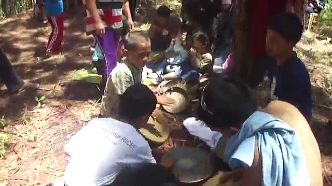 unity dance... gangsa - YouTube