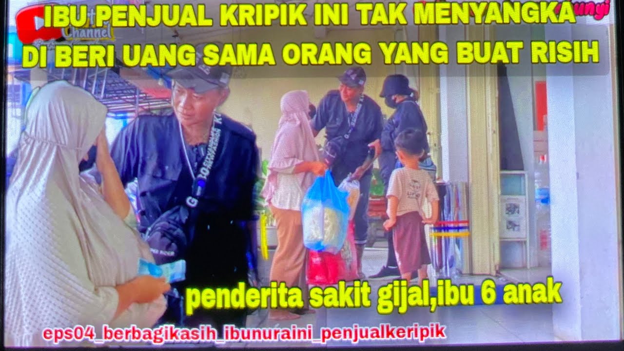 MENANGIS DIBERI HADIAH SAMA ORANG YANG BUAT DIA RISIH - YouTube