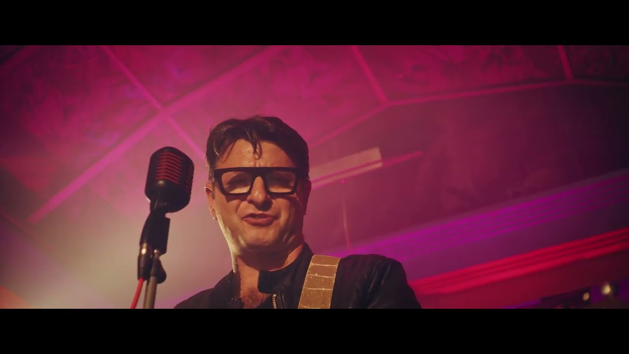 Xavier Soranells - 11Th Street [Official Music Video] - YouTube