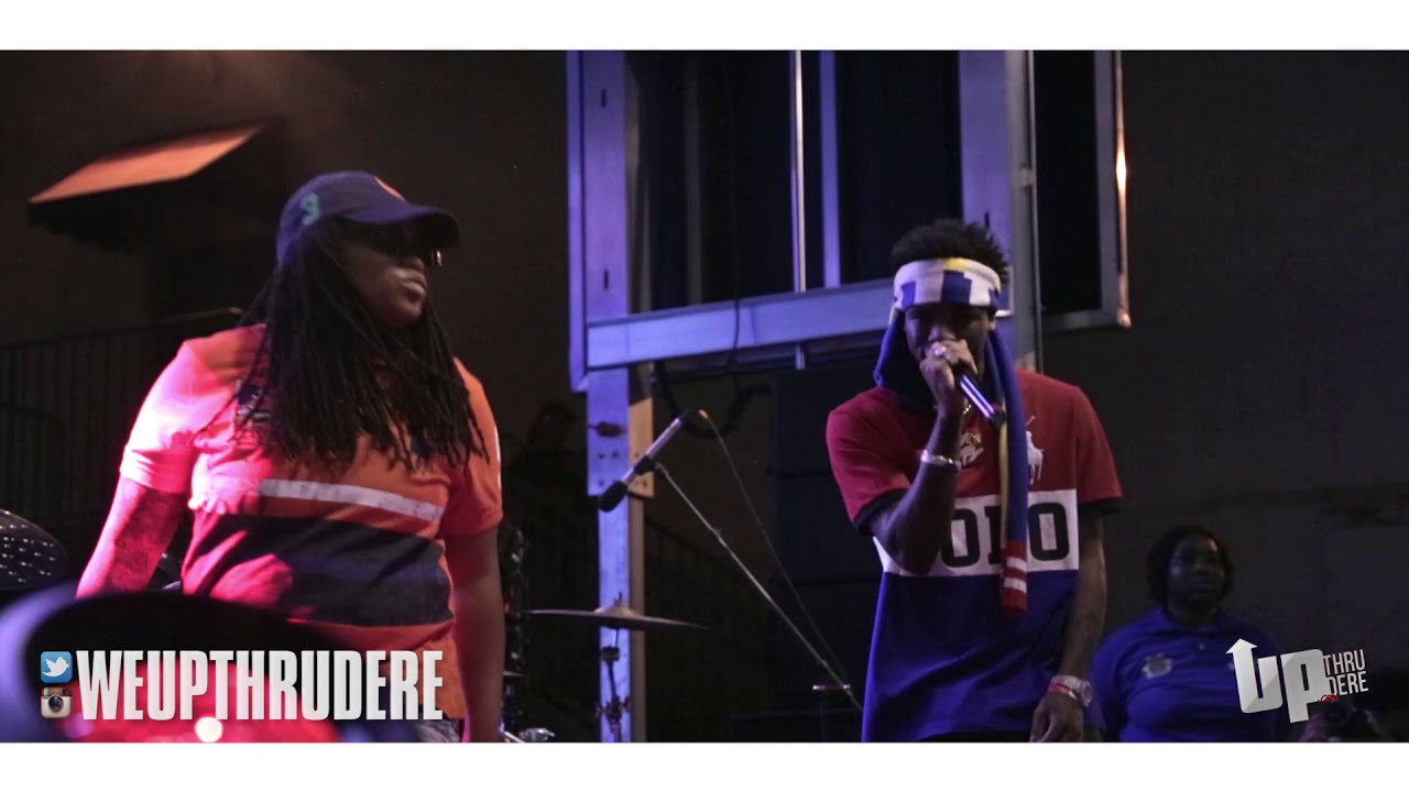 Ambjaay - Uno (Live) - YouTube