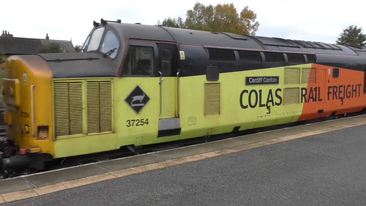 Church Fenton Station Class 66 RHTT Class 37 254 Test Train 21/10/19 ...
