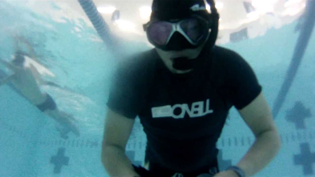 3 Minutes static apnea breath holding training - YouTube