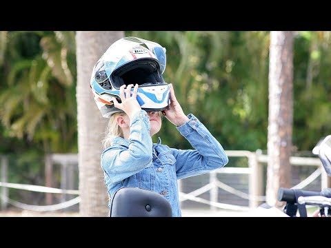 Father/Daughter Rebuild Harley Davidson FXR Episode 14 - YouTube