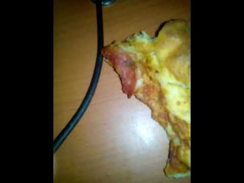 Pizza fea - YouTube