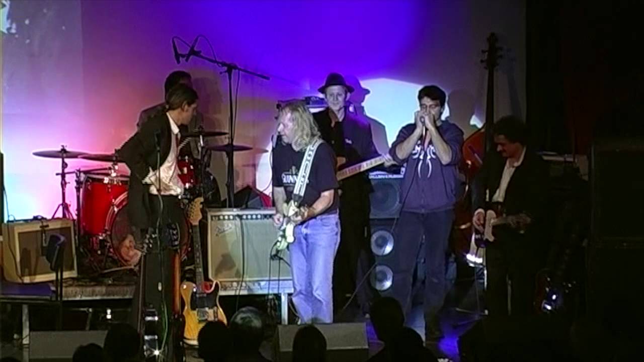 "Help me" - Blue Monday Blues Band Live - YouTube