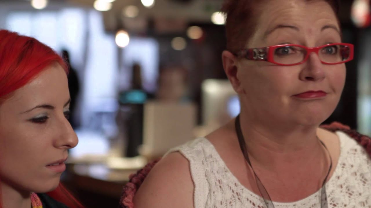 Interview with Morgana Muses and Josie Hess @ ÉCU 2015 - YouTube