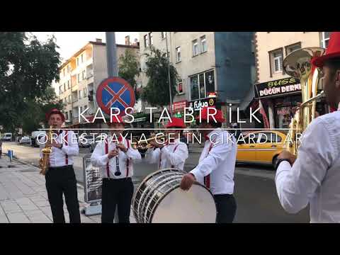 Kars'ta Orkestrayla Gelin Çıkarma