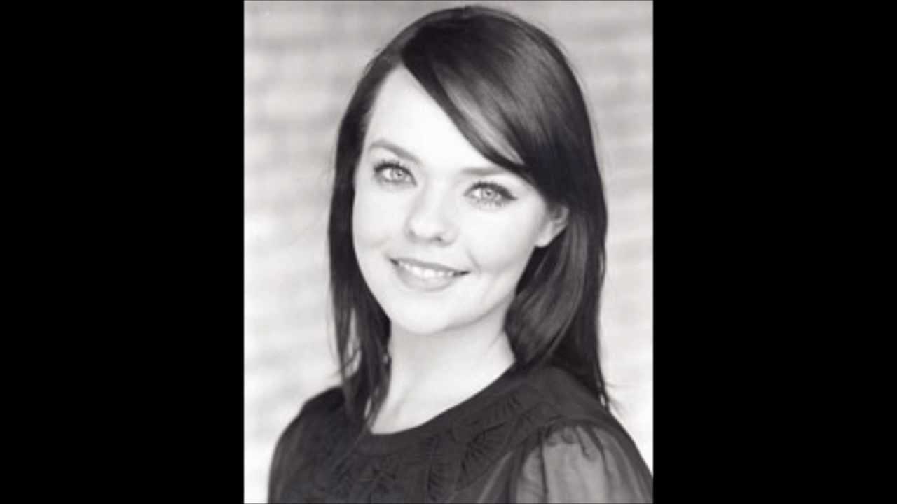 Enid Hoops Raps, Legally Blonde London - YouTube