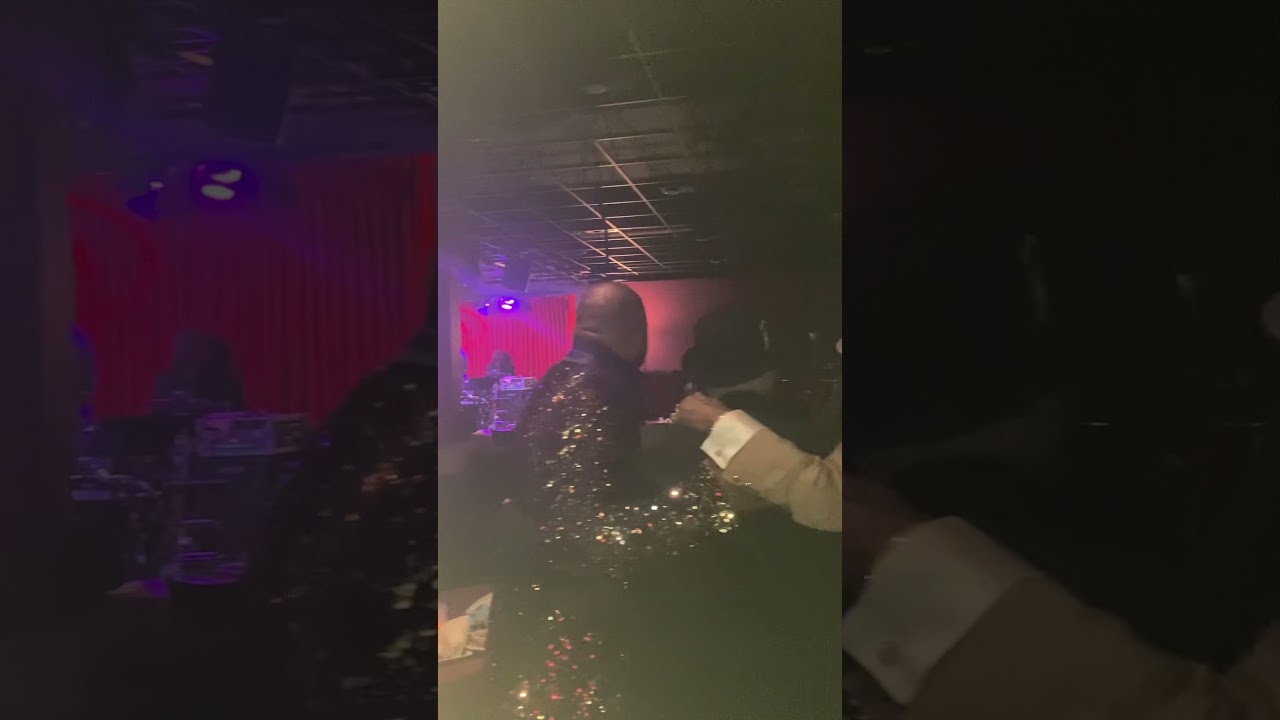 Boo kapone host the legendary Filmore Slims blues concert. - YouTube