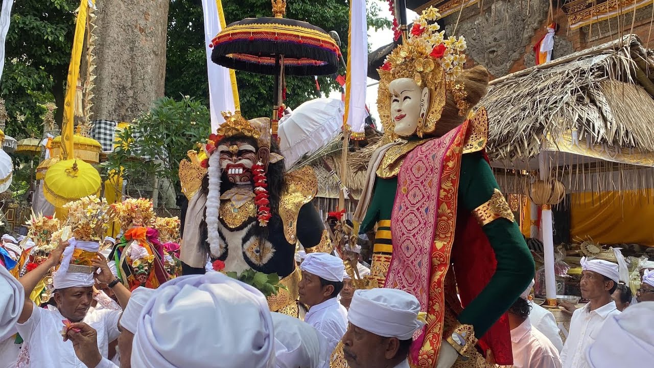 Dokumentasi Karya Pura Pucak Empelan Dalem Semeru Banjar Adat Umadiwang ...