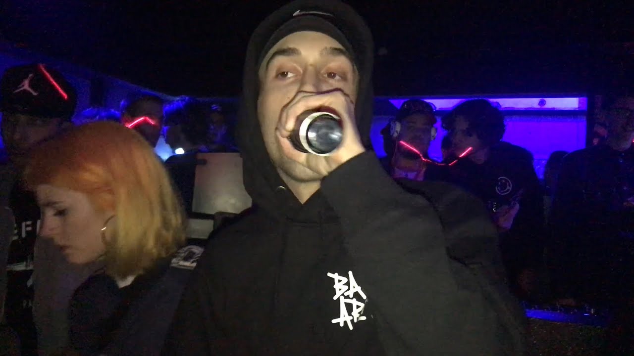 Jamil live: QUANDO GUARDO GIÙ - YouTube