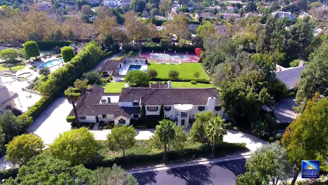 An aerial view of 355 South Mapleton Drive for sale in the Holmby Hills ...