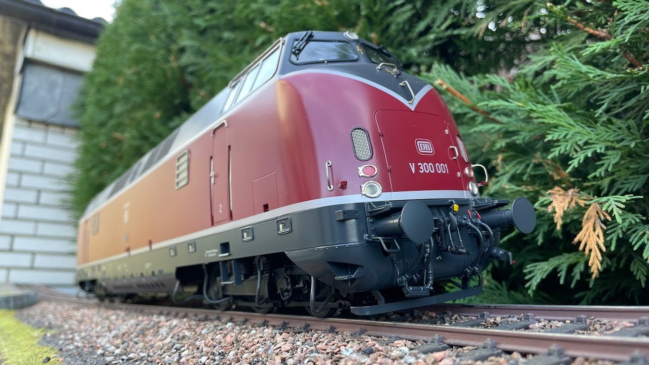 Spur1 Diashow Dezember 2023: BR V300 001 von KM1 - YouTube