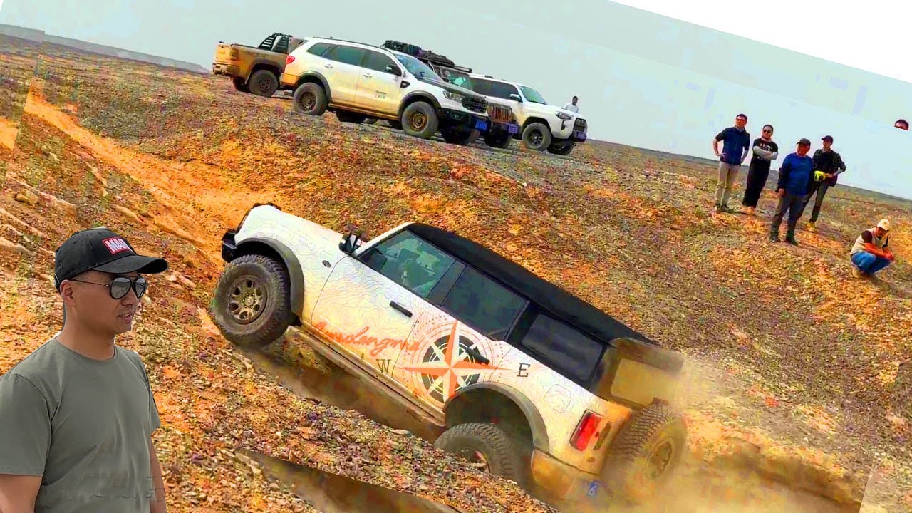 Ford Bronco, FJ Cruiser vs Tank 300 | The duel between American cars ...