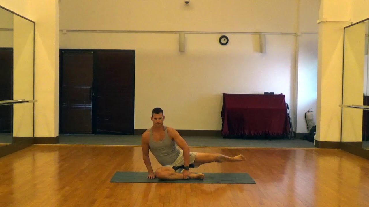 Glute Side Kicks - YouTube