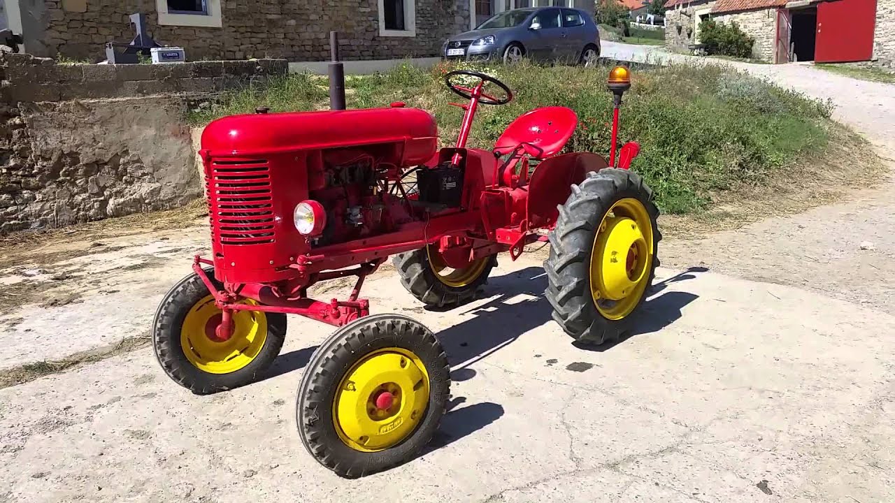 Massey Harris Pony 812