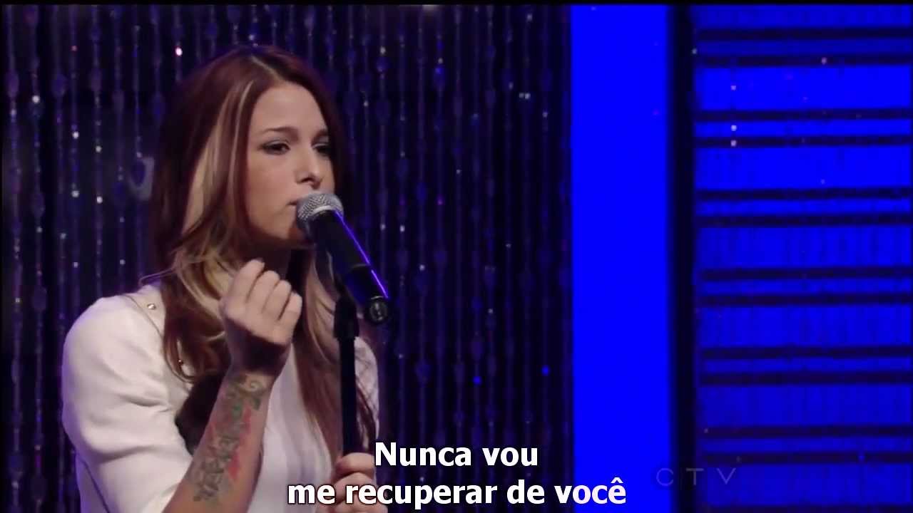 Cassadee Pope - Over You ( Live with Kelly & Michael ) - YouTube